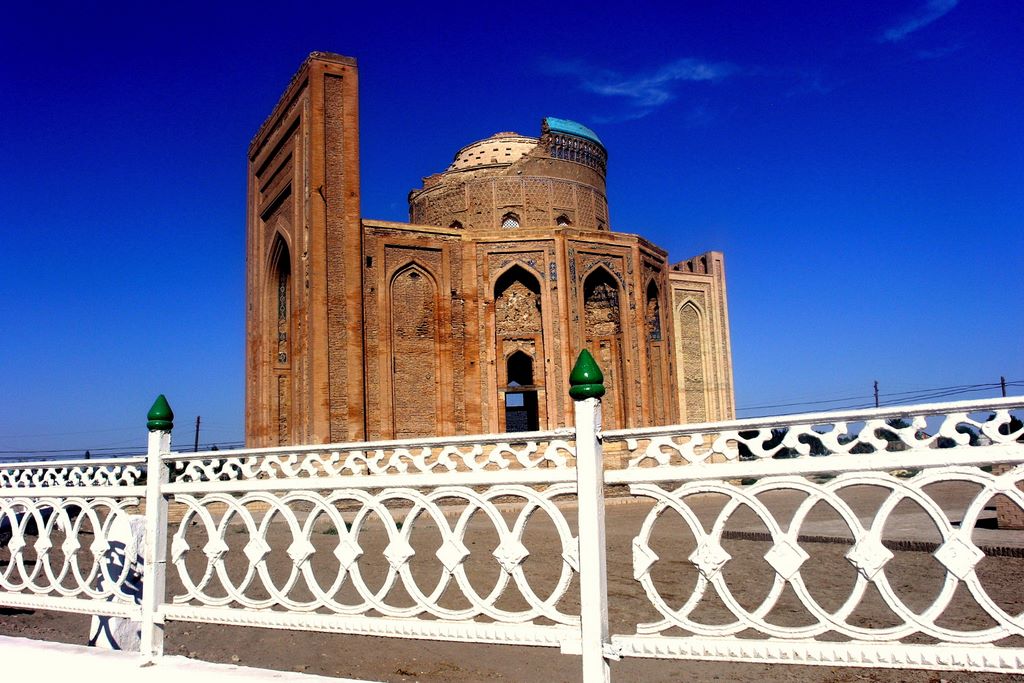 Turkmenbashi for evigt | Simon Staun